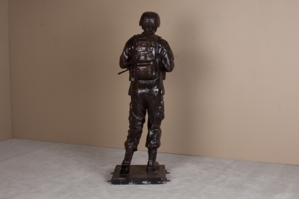 Standing American Soldier Statue – $3,000 – Veteran Soldier Statues